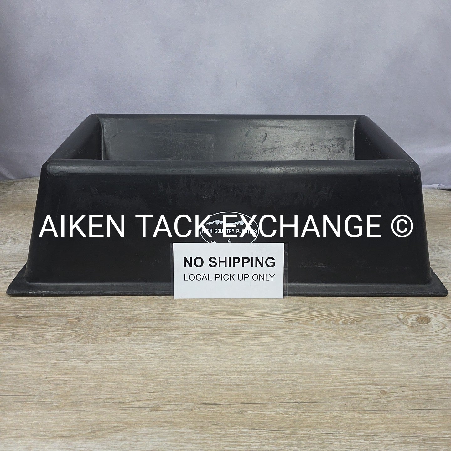 High Country Plastics Double Salt / Mineral Block Holder – Aiken Tack ...