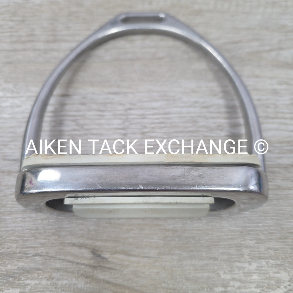 Courbette Fillis Stirrup Irons 4.75" – Aiken Tack Exchange