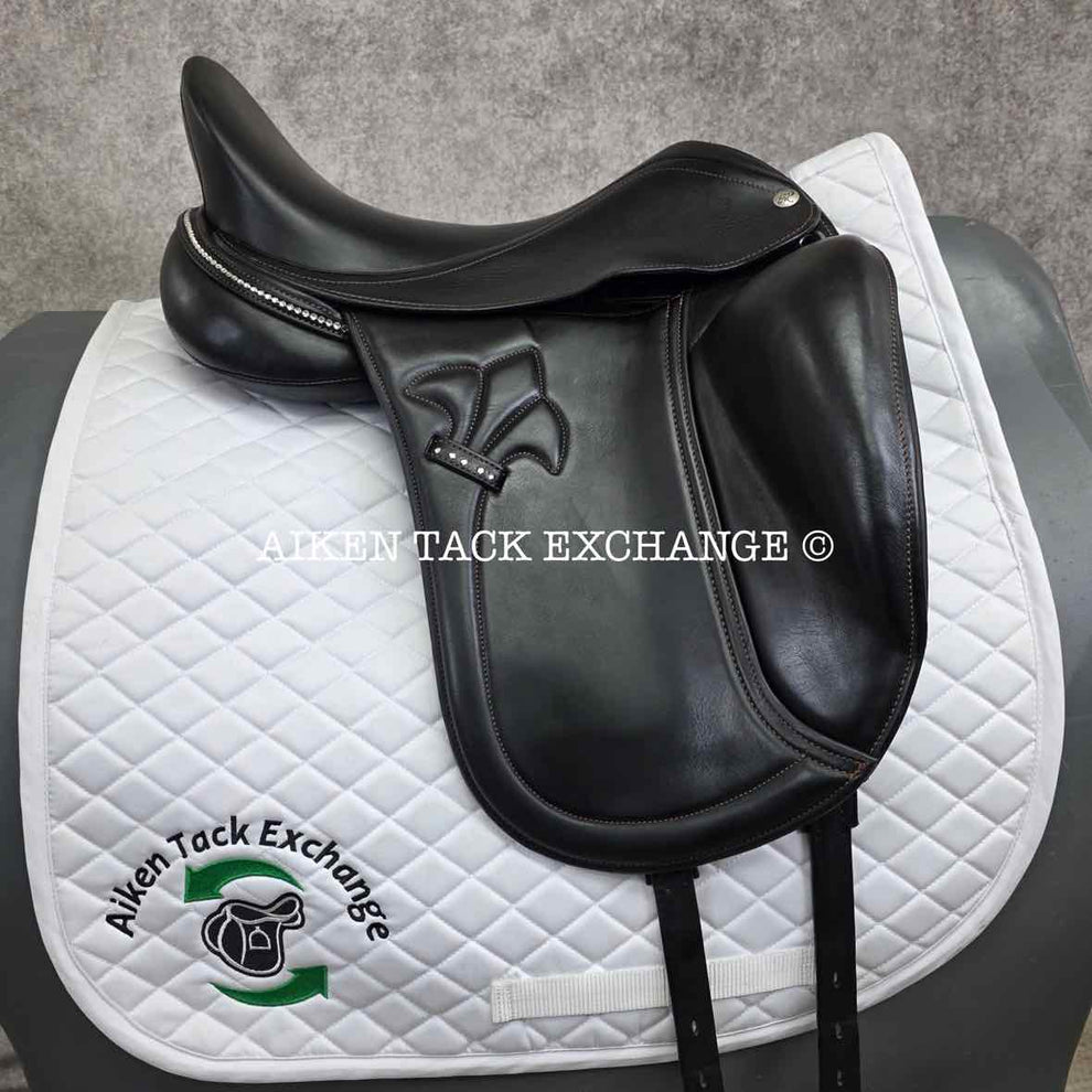 2018 MacRider Challenge Monoflap Dressage Saddle, 17" Seat, Medium Wide ...